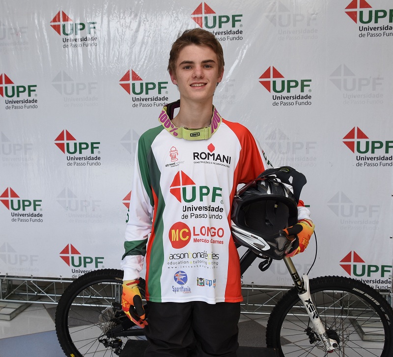 Ismael Giasson compete em Nova Prata - UPF | Universidade de Passo Fundo