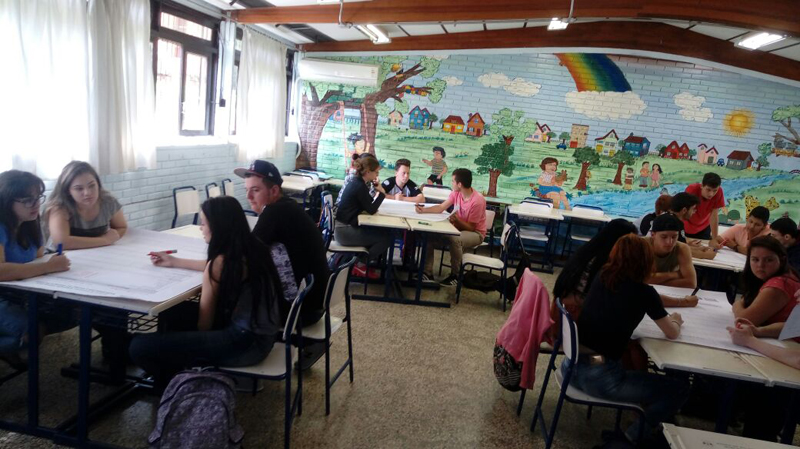 Projeto de extensão da UPF realiza ação pedagógica na escola Monteiro ...