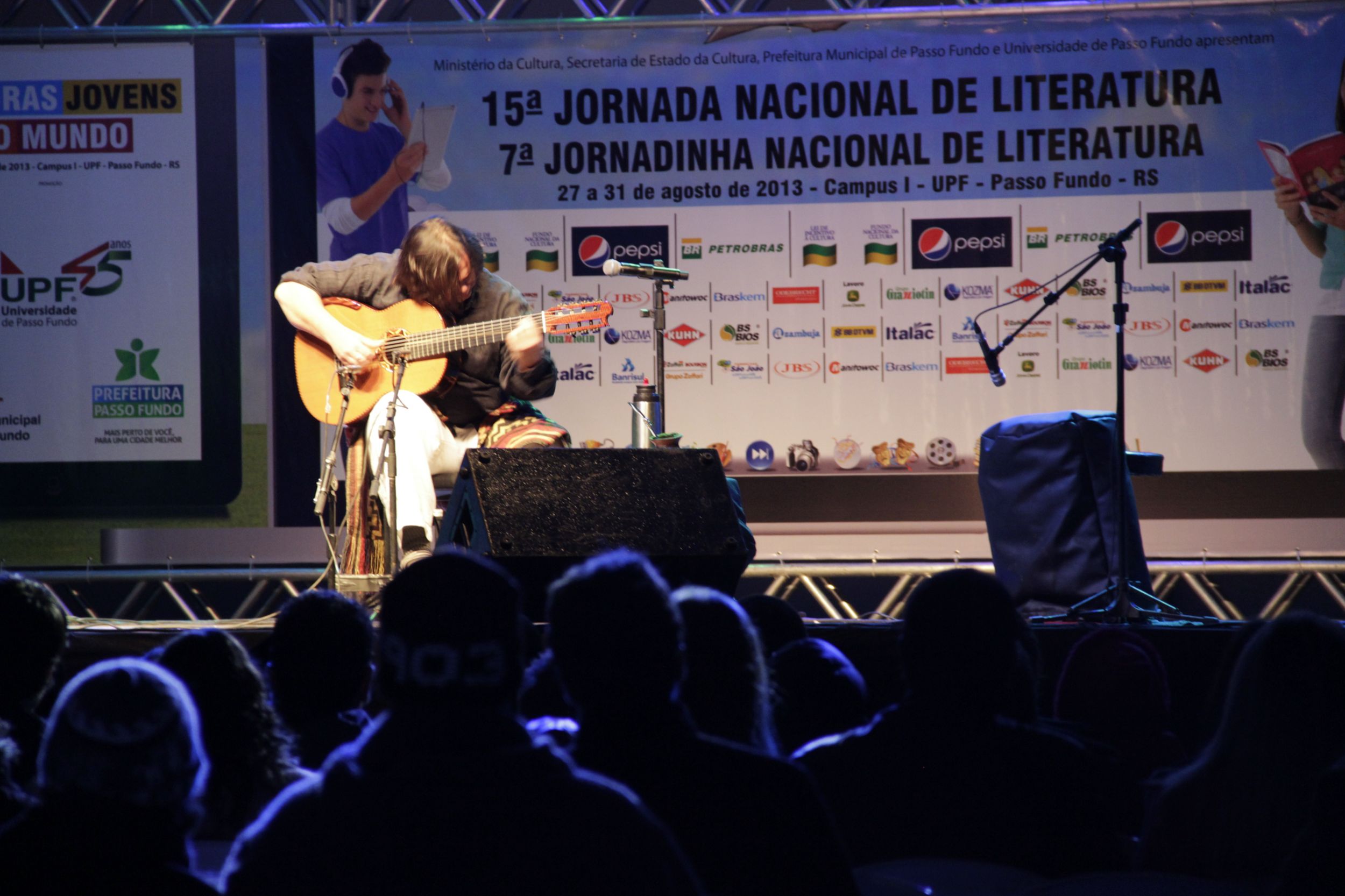 Yamandu Costa e Dante Ramon Ledesma encantam público da 15ª Jornada ...